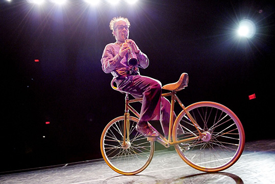 Les Parfaits Inconnus libèrent l’artiste qui sommeille en nous – The La ...